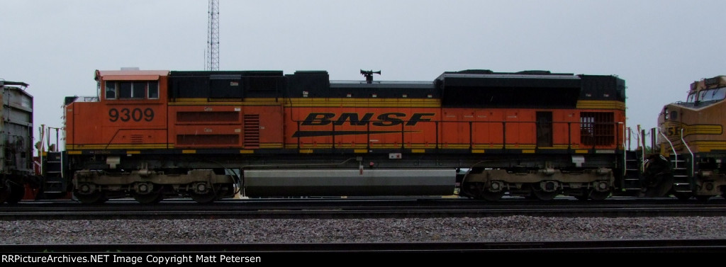 BNSF 9309